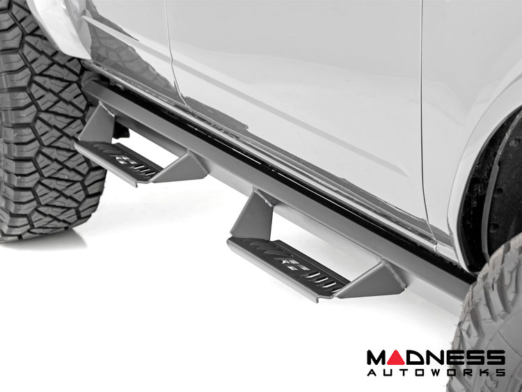 Ford Bronco Side Steps - AL2 Drop Step - Rough Country - 4 Door